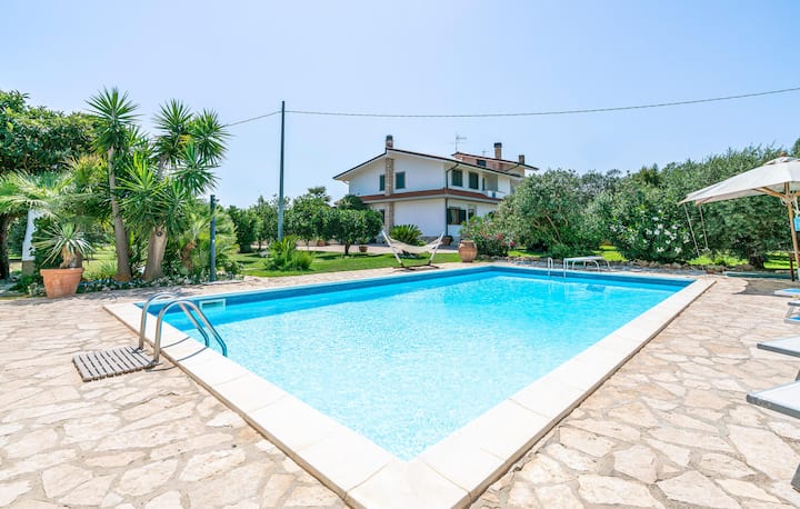 2 Bedroom Cozy Home In Sabaudia - Latina