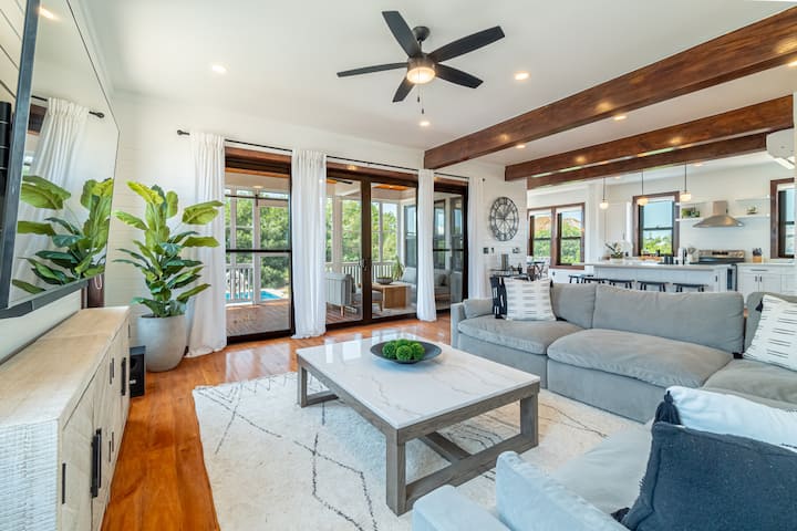 Casa Lush + Pool Club At Mahogany Bay - Belize