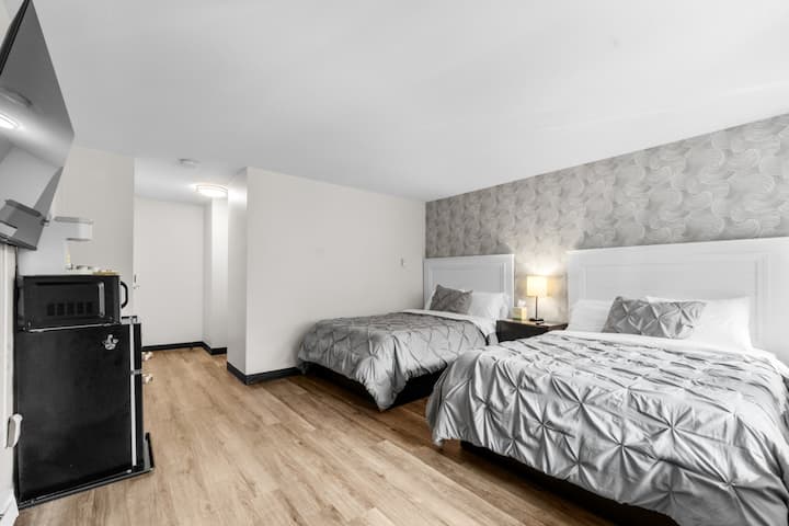 Luxury Double Bed - Near Beaches, Modern Updates - Marshfield, MA