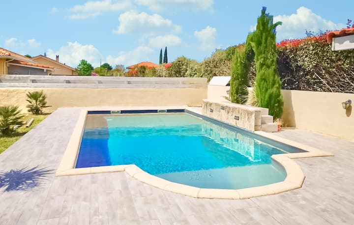 Nice Home In Linxe With Kitchen - Vielle-Saint-Girons