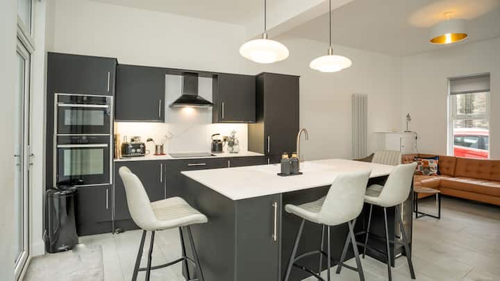 Moderne-4 Bdr-salle De Bain Et Douche-maison-vue S - Belfast