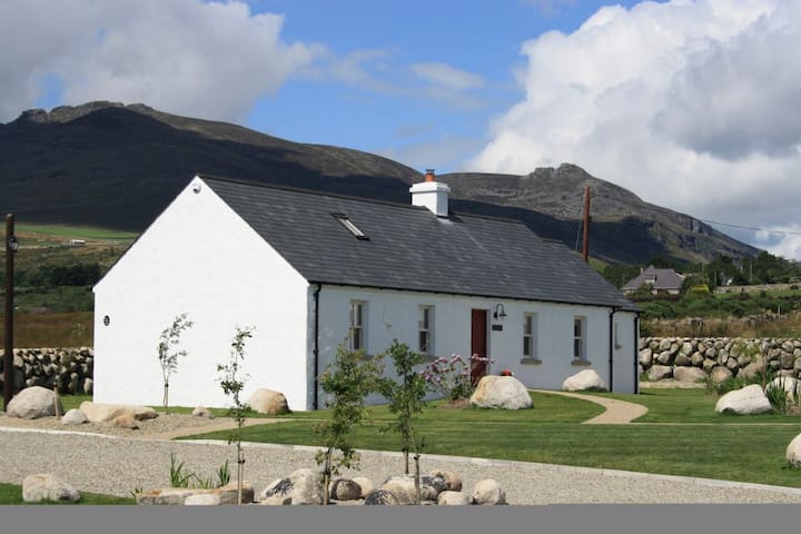 Millstone Cottage - Kribben Cottages - Annalong