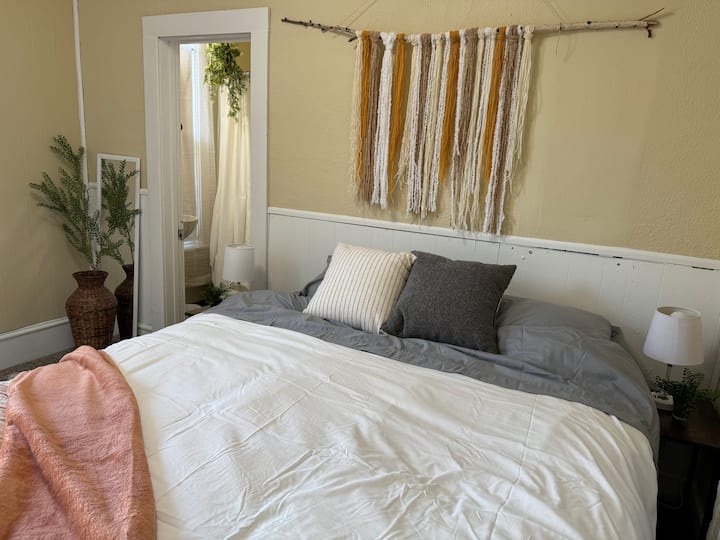 Cozy Stay Near Ndsu And Downtown Fargo - Fargo, ND