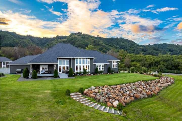 Private Luxury Getaway - Homer Alaska - Homer, AK