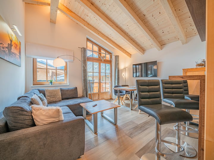 Moderne Avec Balcon Et Vue Sur L'ascenseur - Rauris