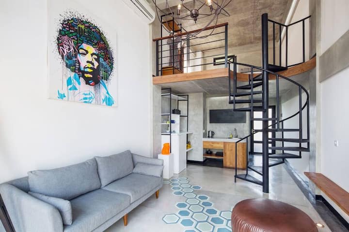Exclusive Seminyak Loft Apartment With Pool - 水明漾