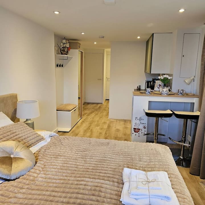 Appartement à Lisse Avec Terrasse - Lisse