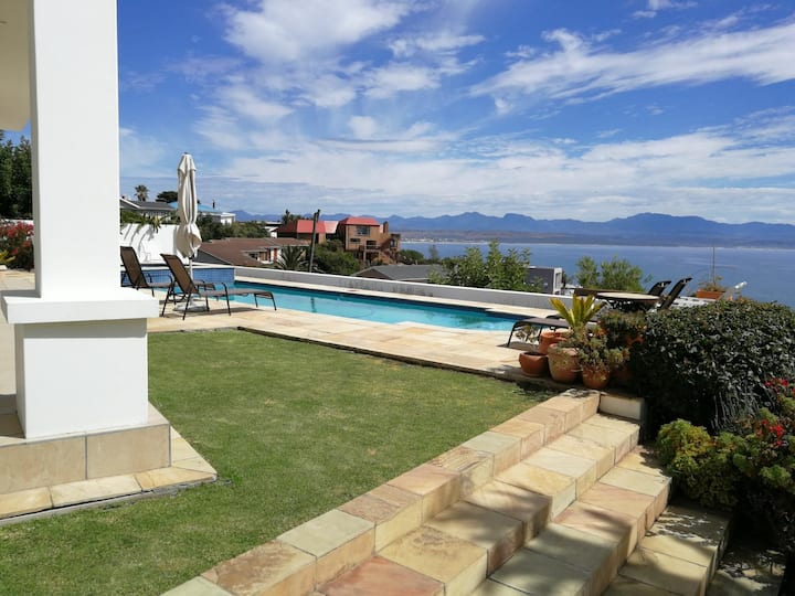 Classic Pool Room Self-catering - Mossel Bay