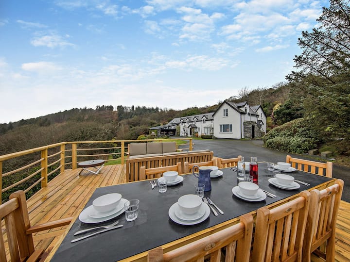 5 Bed In Aberdovey (94475) - Aberdovey