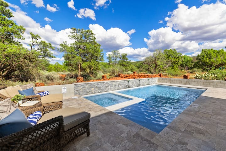 New! Heated Lux Pool/spa, Fire Pit, Stargazing - Sedona, AZ