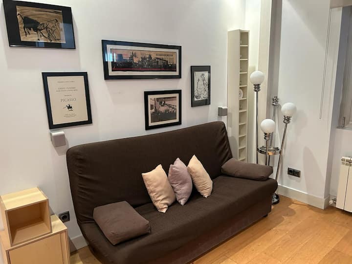 Studio In Av America Madrid - Chamartín