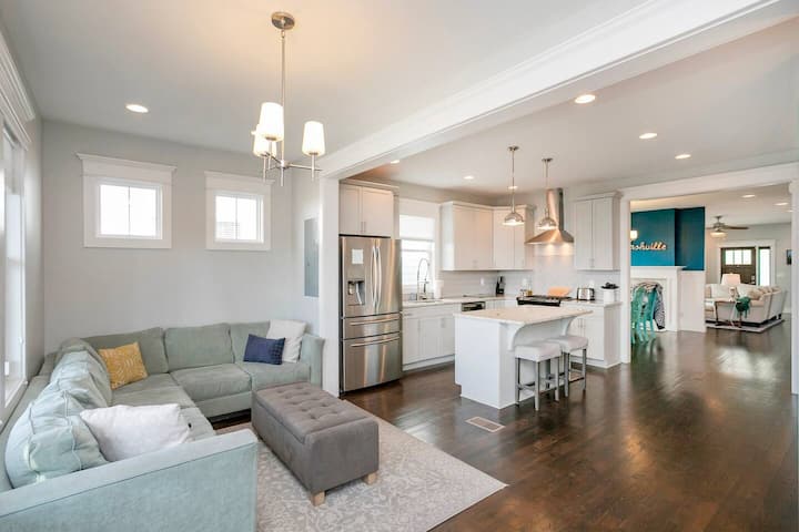 Cumberland Retreat | 4br, Balcony, 1.3mi Nfl - Nashville, TN
