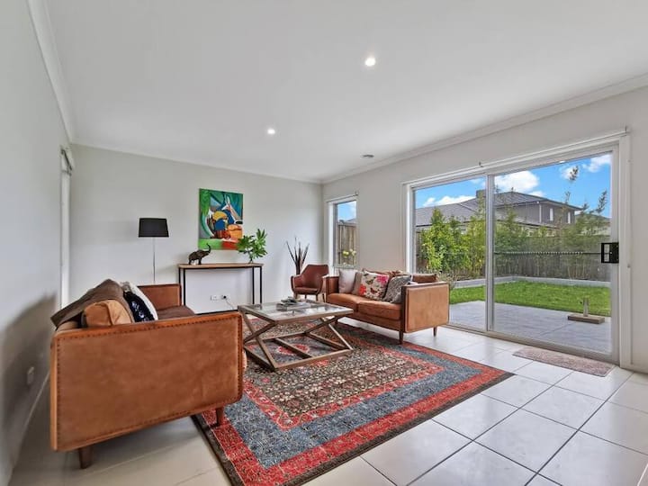 Relaxing 4br Stay In Tarneit|parks, Golf, Shops - 시티 오브 윈덤