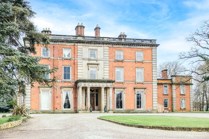 Netley Hall - Angelica - Church Stretton