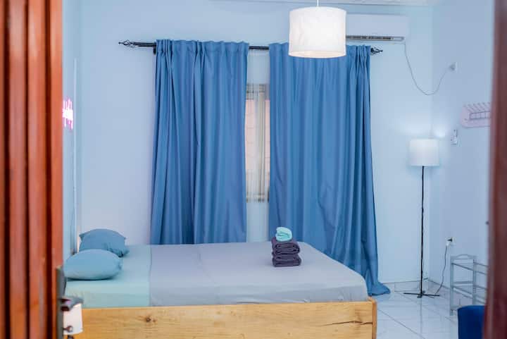 Studio Lumineux à Kipé, Wi-fi Inclus - Conakry