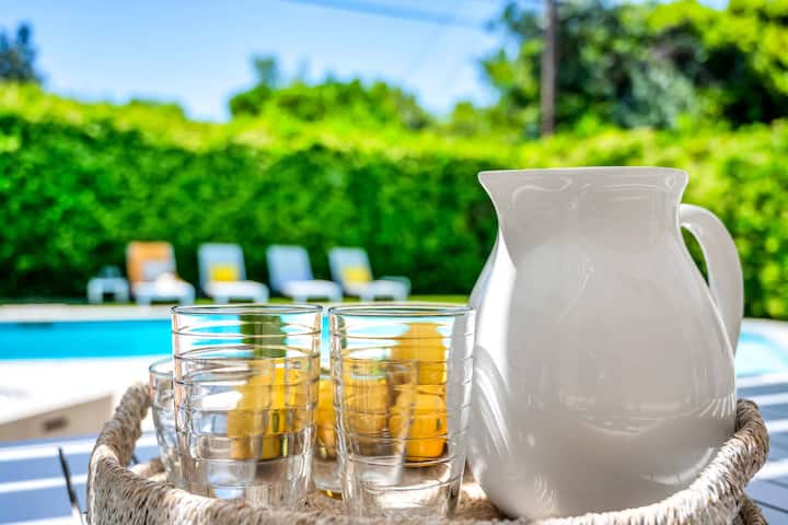 Voted Guest Favorite! Poolside Getaway Dog Ok - Los Angeles, CA