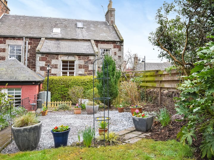 Rennie House - Dunbar