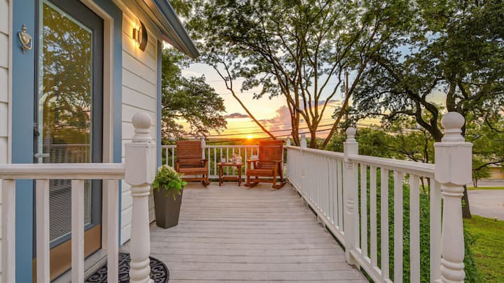 20% Off July! Austin Suite, 1 Block To Downtown* - Marble Falls, TX