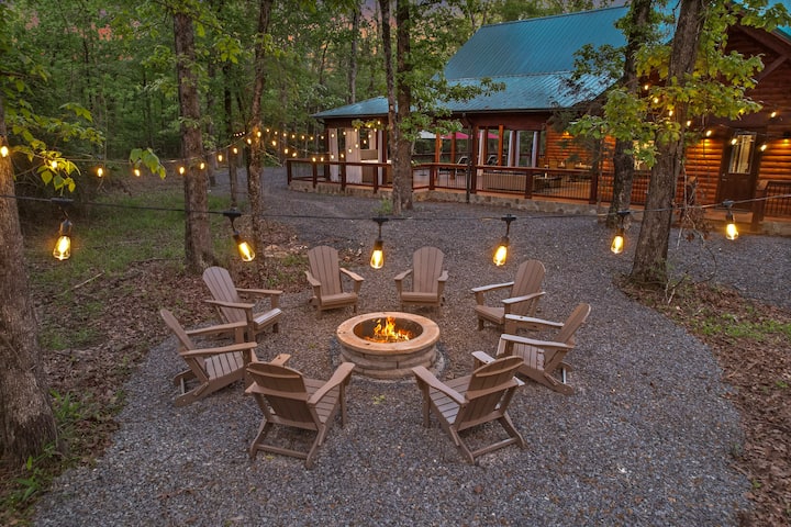 New! Creekside Cabin With Spa, Firepit & Games - Broken Bow, OK