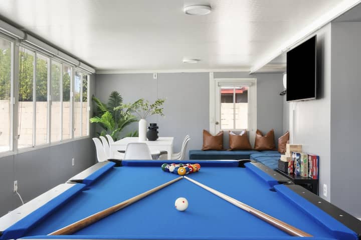 Galactic Getaway:close To Disney With Pool & Games - 애너하임