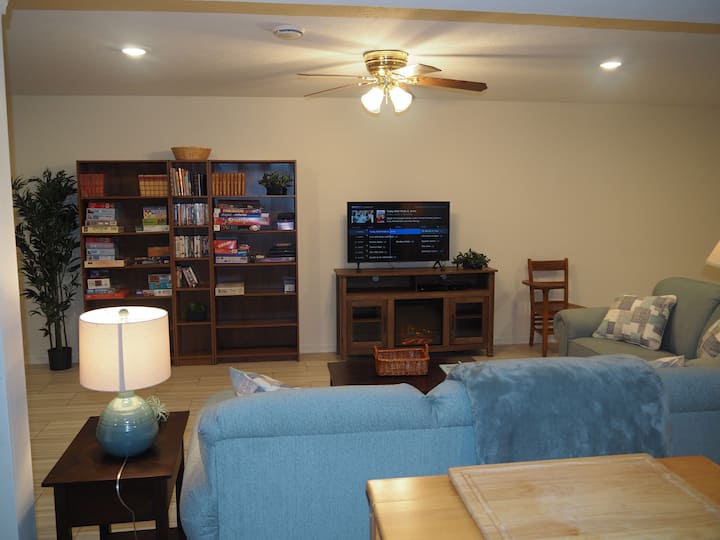New!  The Blessing - A Cute And Cozy Apartment! - Beulah, MI