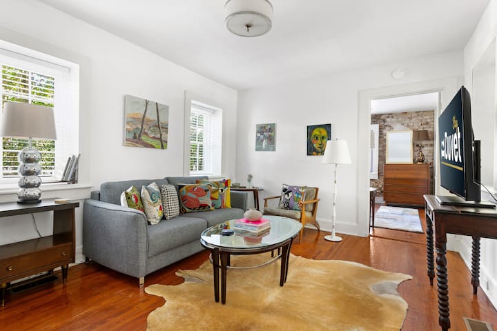 The Mod Suite In The Heart Of Historic Charleston - Charleston, SC