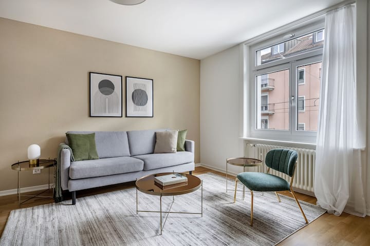 Blueground | Wiedikon, Private W/d, Near Shops - Zurich