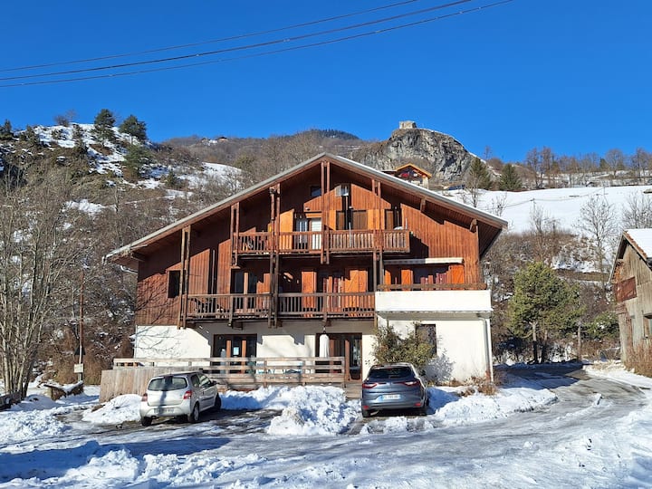 Appartement Avec Terrasse Dans Un Chalet - Bourg-Saint-Maurice