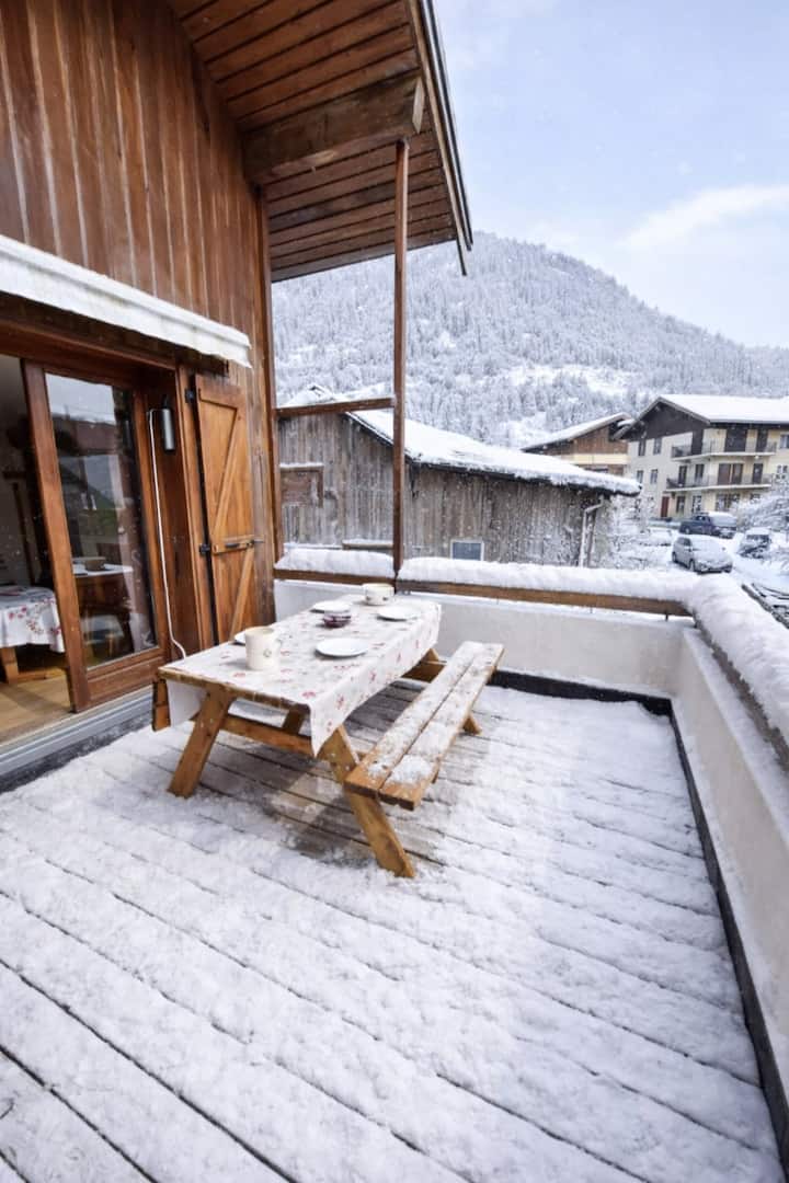 Appartement Avec Terrasse Dans Un Chalet - La Rosière