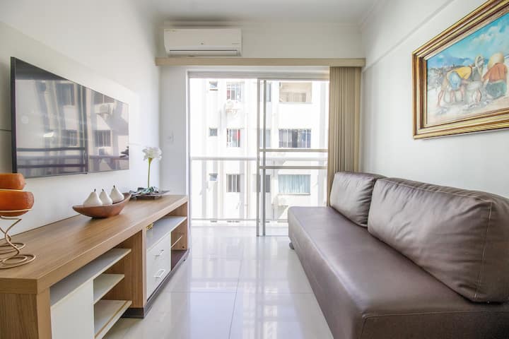 Ico76 - Acolhedor, Climatizado, Wi-fi, Av. Brasil - Balneário Camboriú