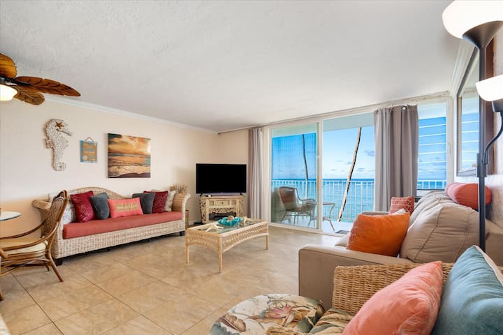 Magical Beachfront Condo - Ahupuaʻa ʻO Kahana State Park, Kaaawa