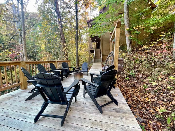 Summer Fun | Hot Tub | Wineries | Fire Pit - Dahlonega, GA