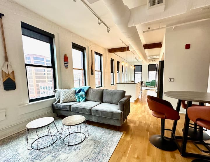 Old Market Oasis Top Floor Loft 511 - Omaha, NE