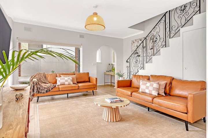 Riverside Refuge—a Contemporary Gem Near The Beach - Adelaide