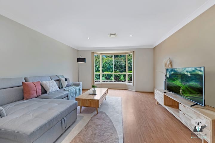 Kozyguru | Penrith | Cosy 4 Bed Holiday House - Penrith