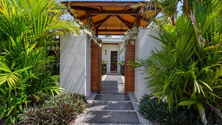 51 Reef Street | Port Douglas - Port Douglas