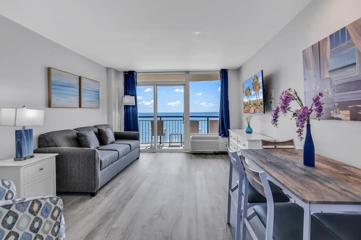 Boardwalk Resort: Ocean Breeze Retreat - Myrtle Beach