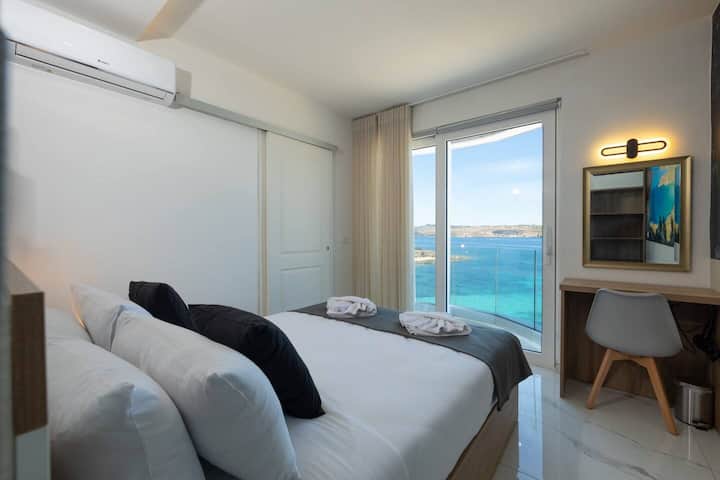 Ivory Suite Seafront With Views!- Fl 25 By Homely - Malta