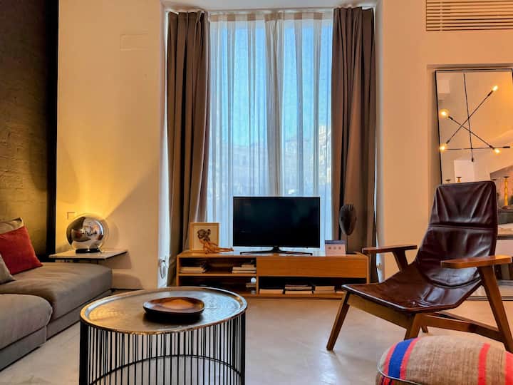 Urban Elegance Close To The Bullring 2br · 2bath - Casco Antiguo
