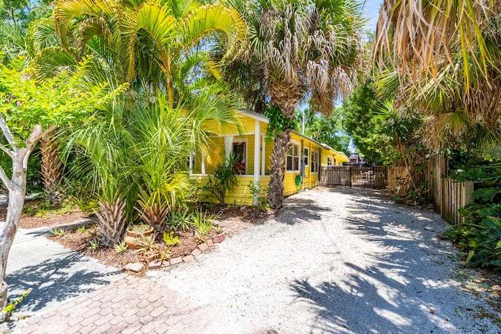 Florida Cove Cottage - 2bd/2ba In The Heart Of Srq - Sarasota, FL