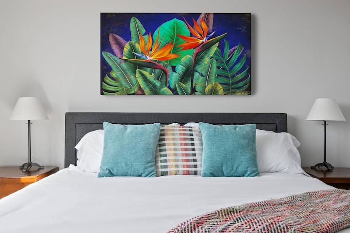 O'side Oasis 4 Bed 4 Bath Home - Oceanside, Californie