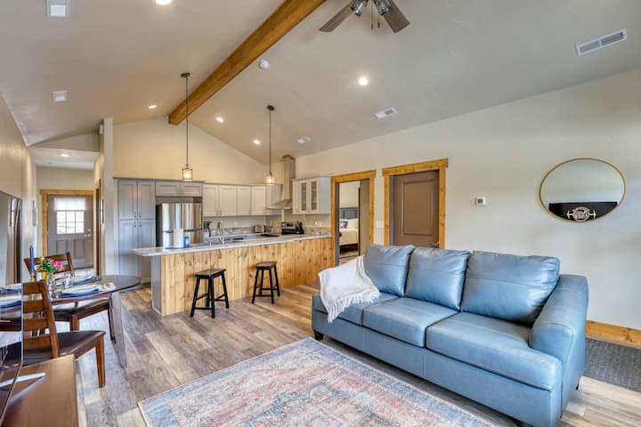 Lincoln’s Lodge: A Condo For The Honest & Bold! - Bear Country USA, Rapid City