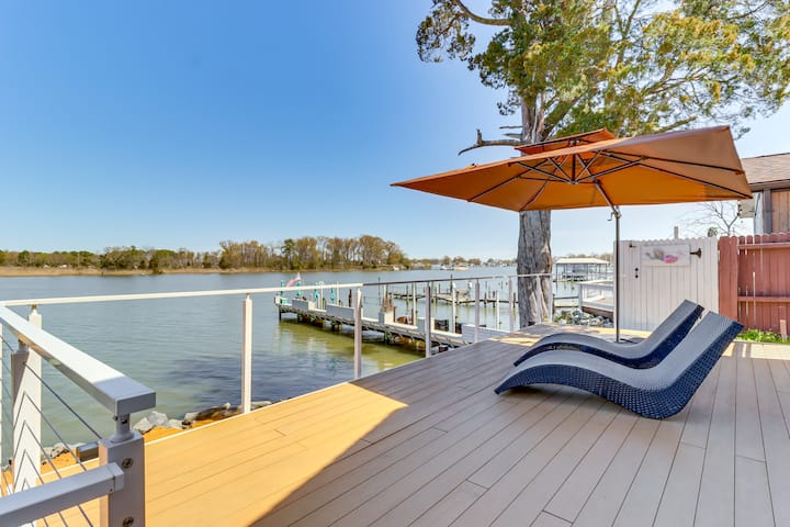 Waterfront Colonial Beach Studio W/ Boat Dock! - Colonial Beach, VA