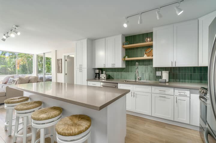 Remodeled Near Kamaole 3 Beach - Kihei, HI