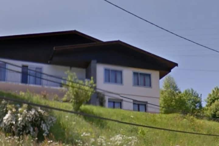Appartement 70 M² + Terrasse + Cornimont - La Bresse