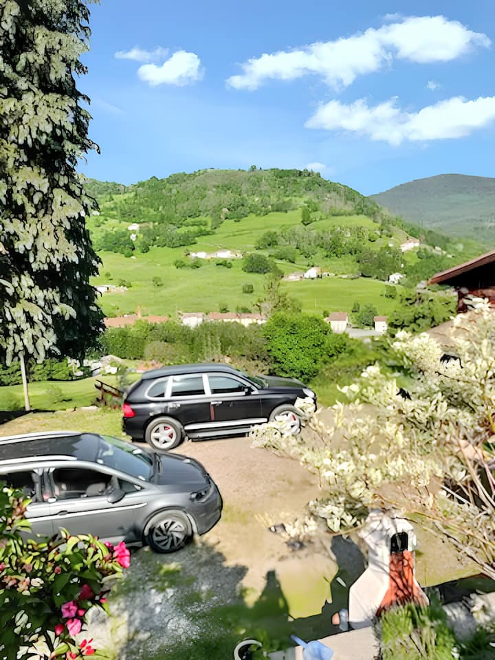 Appartement 70 M² + Terrasse + Cornimont - La Bresse