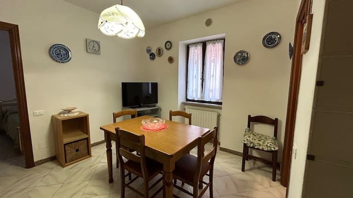 Dora Apartment Central Location Near Best Beaches - Monterosso al Mare