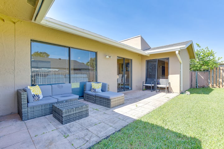 Near Beaches: Pet-friendly Sunrise Escape W/ Patio - Sunrise, FL