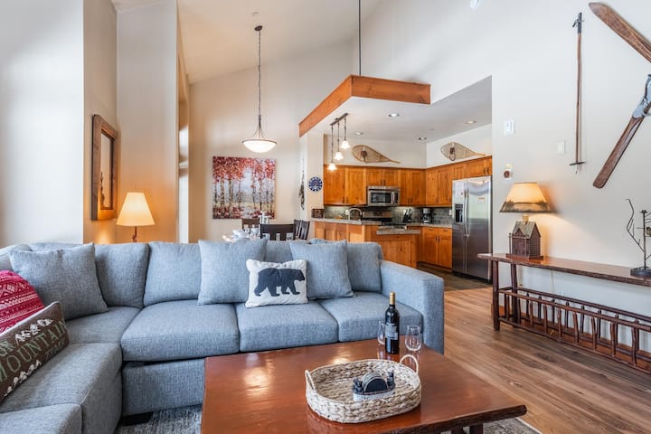 Cabins 24 - Home Near Sierra Golf Course! Grill! - Mammoth Mountain, CA