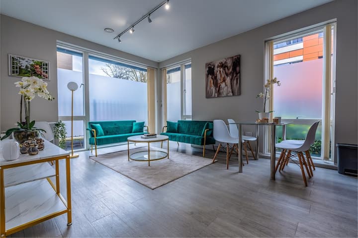 Modern Serviced Apartment: Short Walk To Center - Bristol